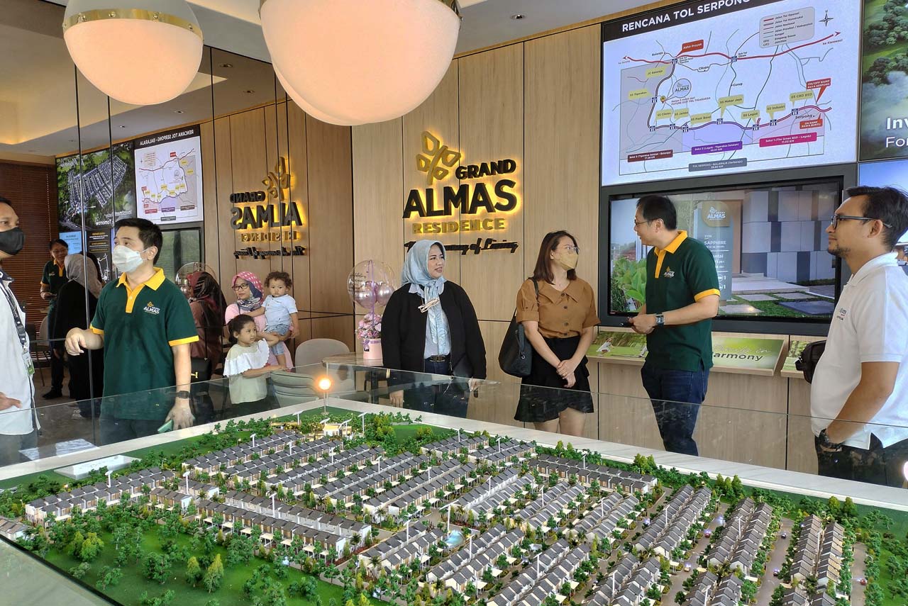 Lengkapi Fasilitas Perumahan, Grand Almas Resmikan Club House | Dwijaya ...
